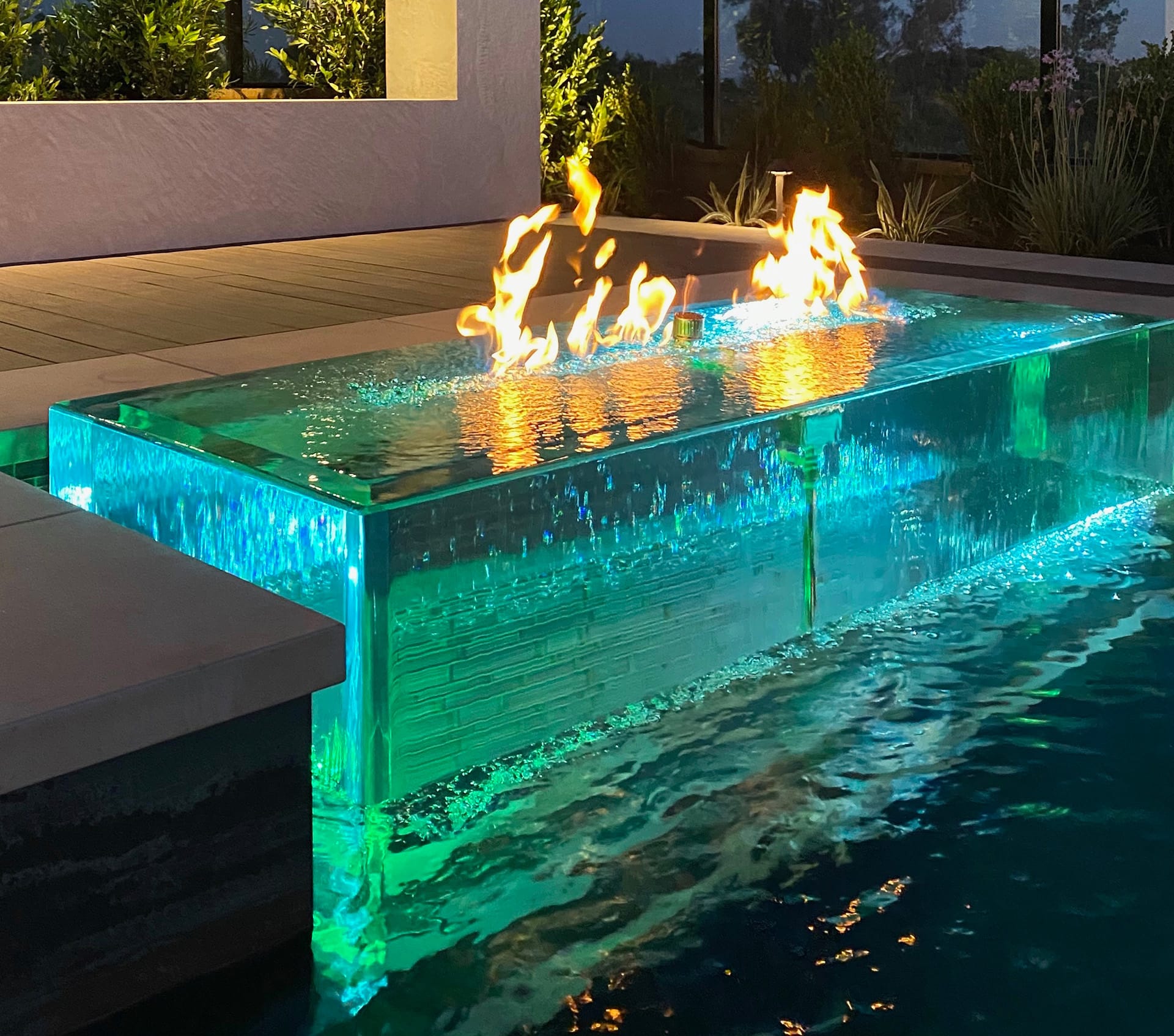 Contemporary Fire Feature for Lavish Irvine Poolscape - Underwater ...